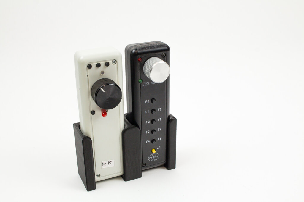 Halterung für Fremo Fred / Fredi - Befestigung Ablage Wandmontage Mandau3D