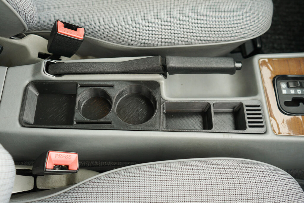 Ablagefach Mercedes W201 190er Mandau3D