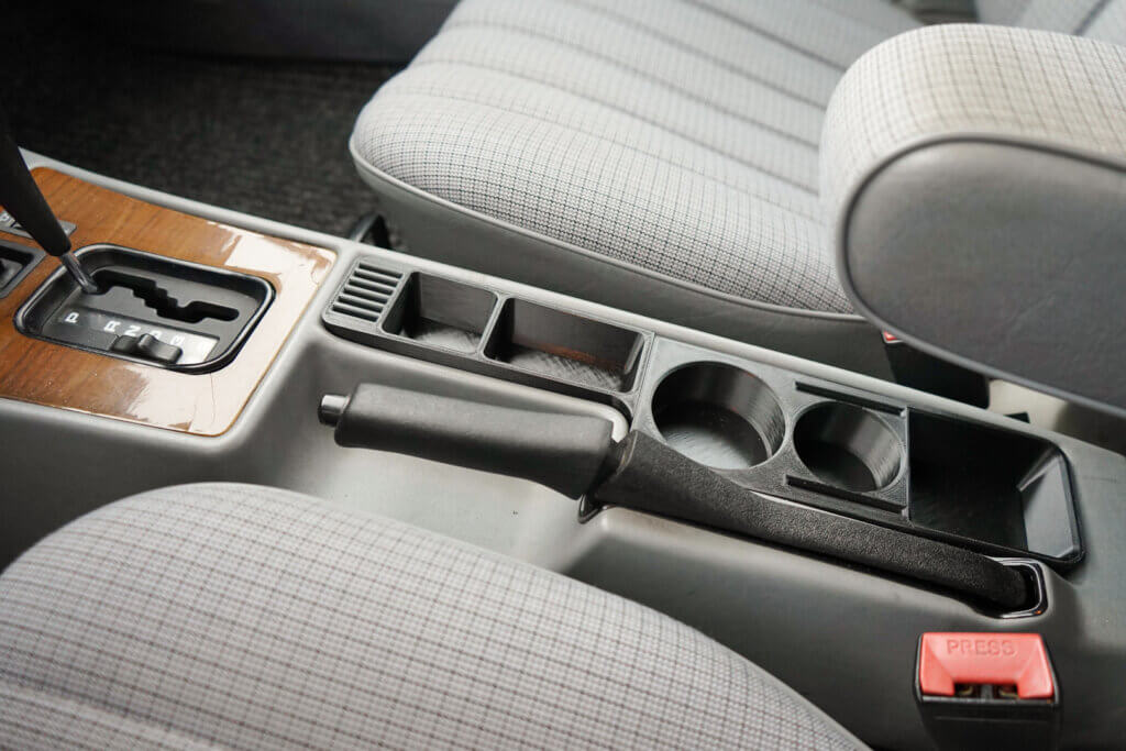 Ablagefach Mercedes W201 190er Mandau3D